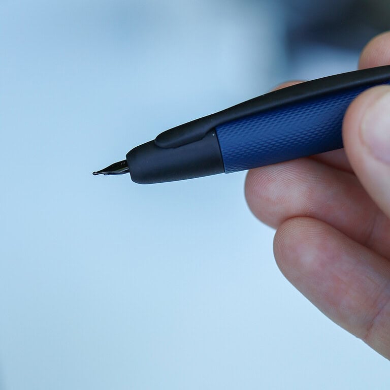 Review of the Pilot Capless fountain pen limited edition 2025 Link ...