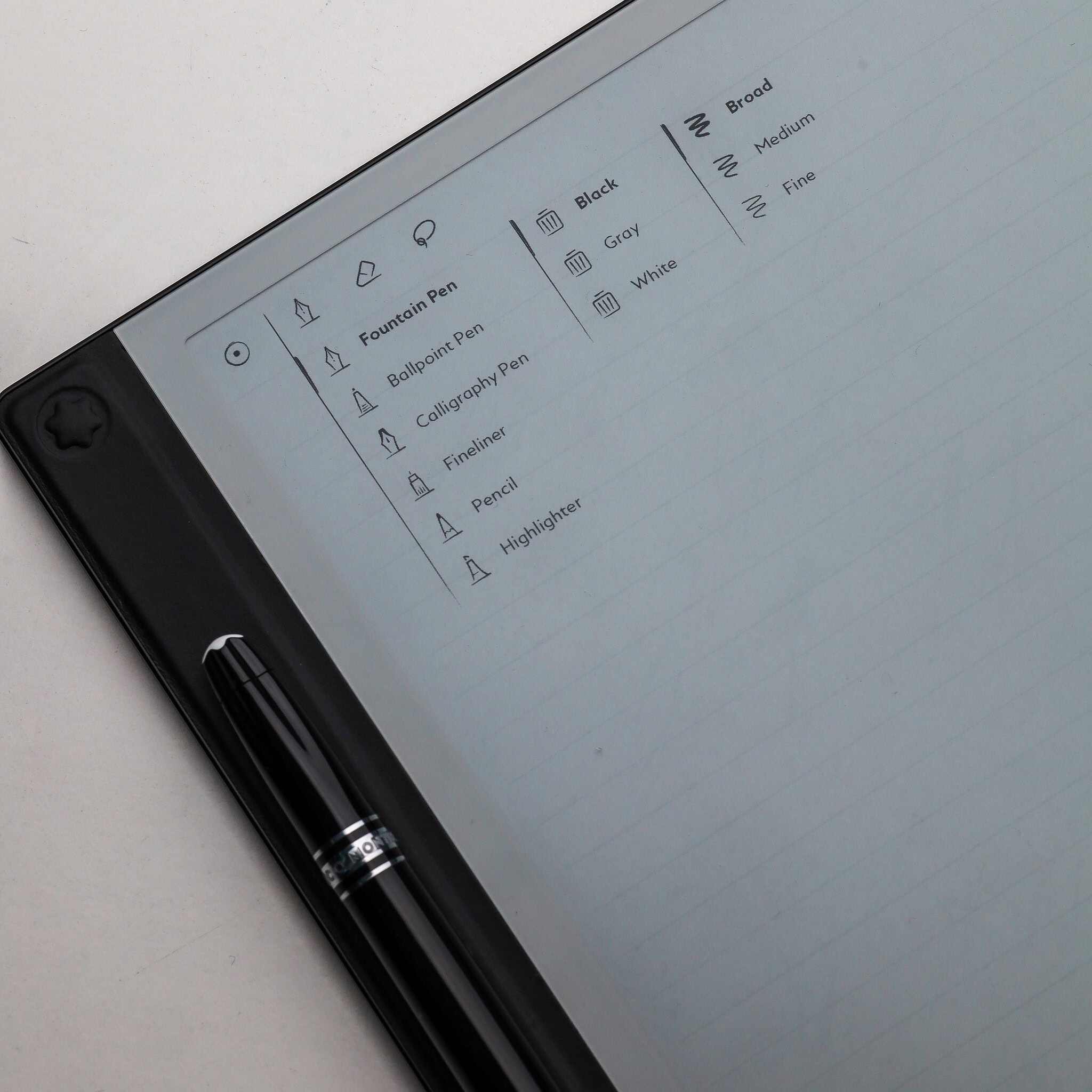 Montblanc Digital Paper Review – Digital vs. Analog Writing